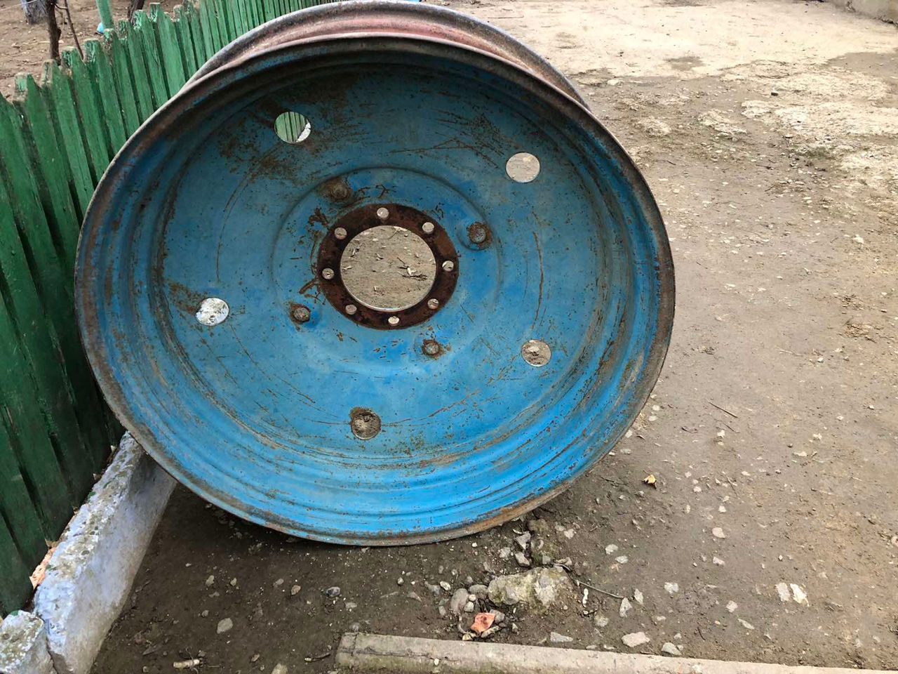 Vin discuri cu greutati