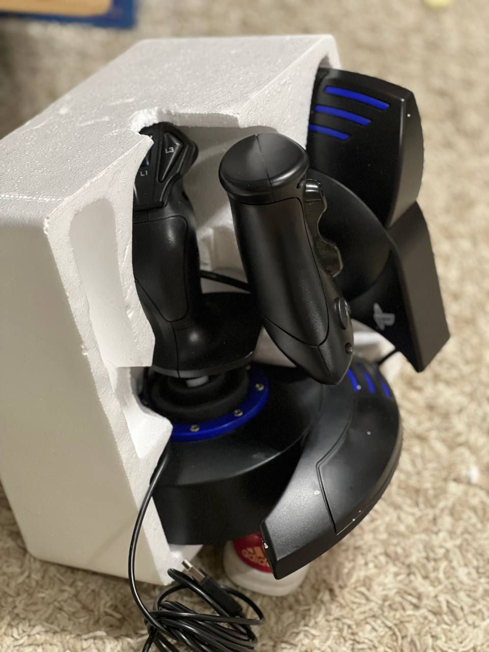 Simulator volan pentru avion, Thrustmaster flight Hotas 4