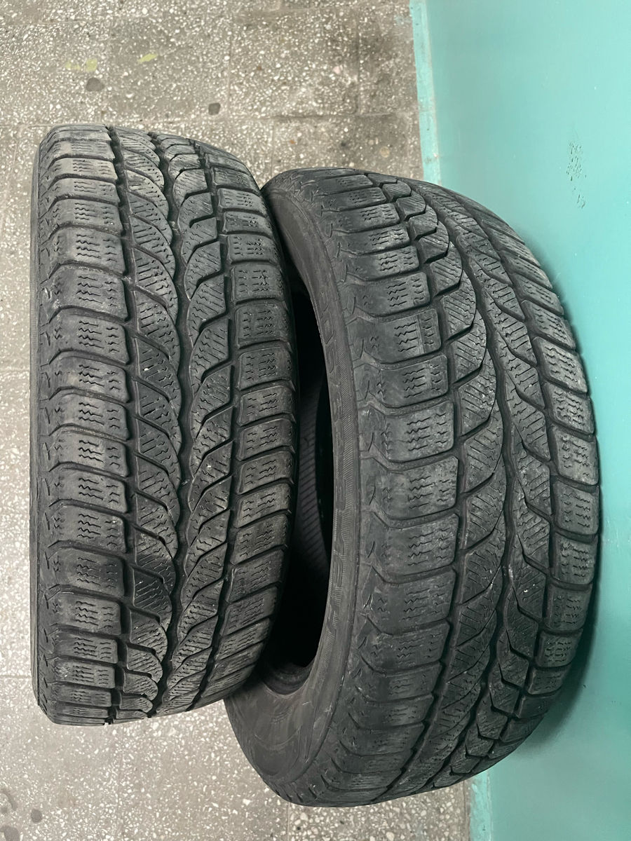 205/60/16 iarna Uniroyal