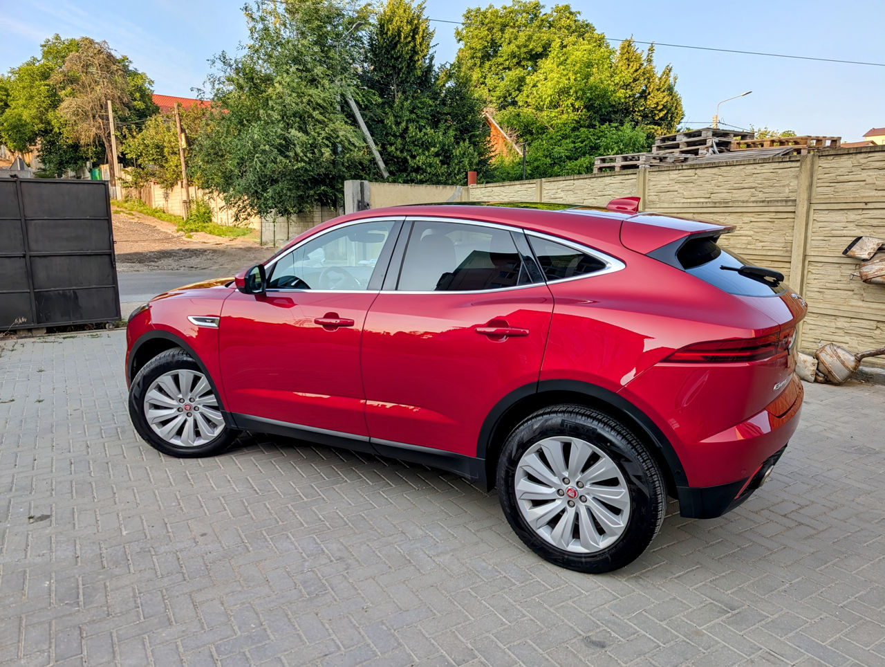 Jaguar E-Pace an. 2019 cu rulaj 65000 km, Benzină, 18999