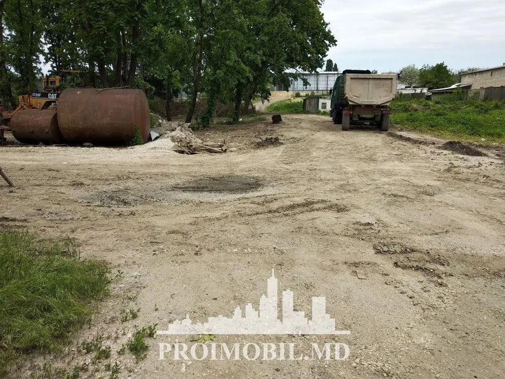 Vînzare teren p/u construcții, 260 ari, str. Varnița!
