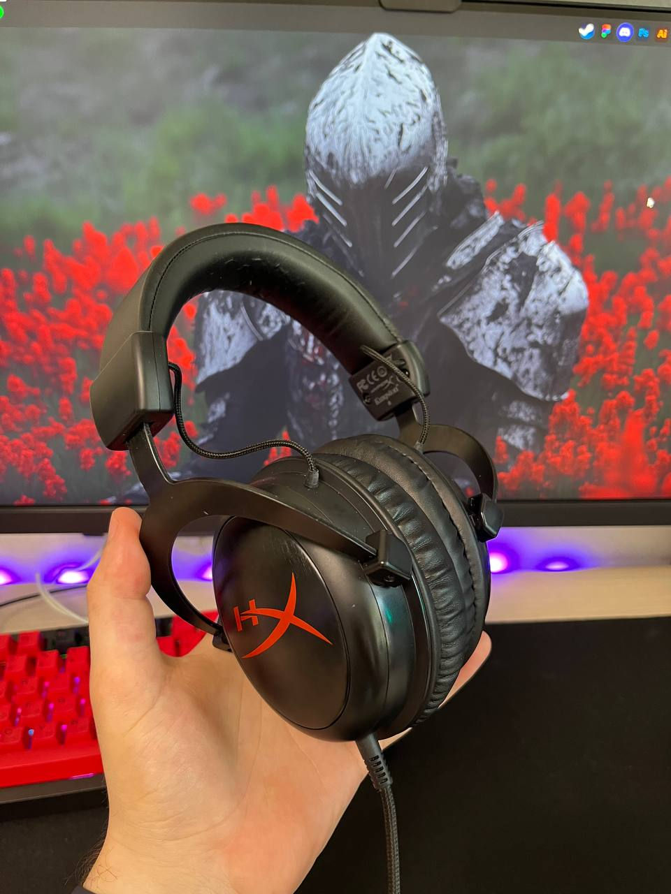 HyperX Cloud Core 7.1 Red Black