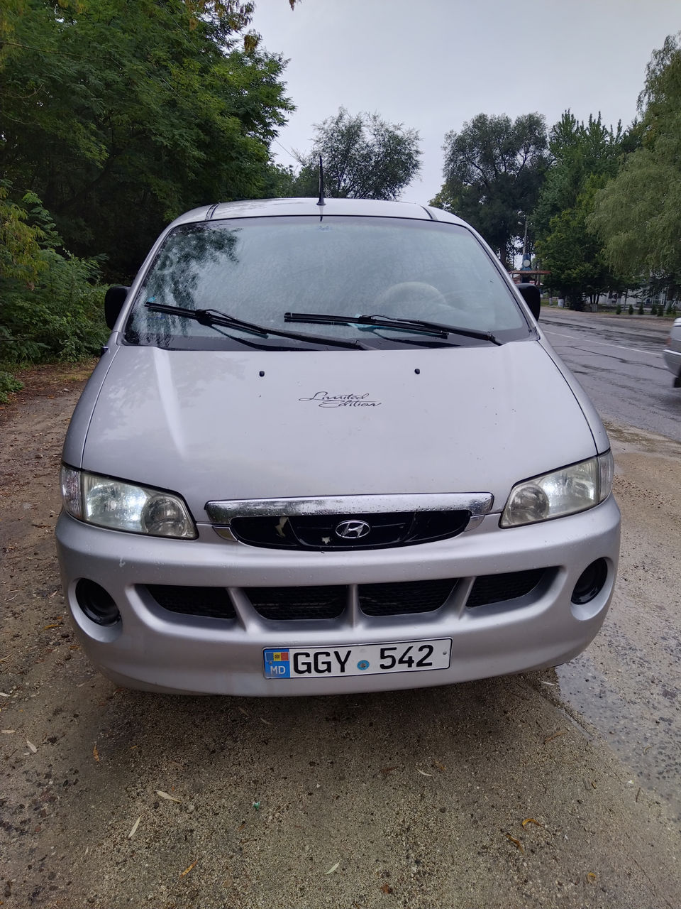 Hyundai H200