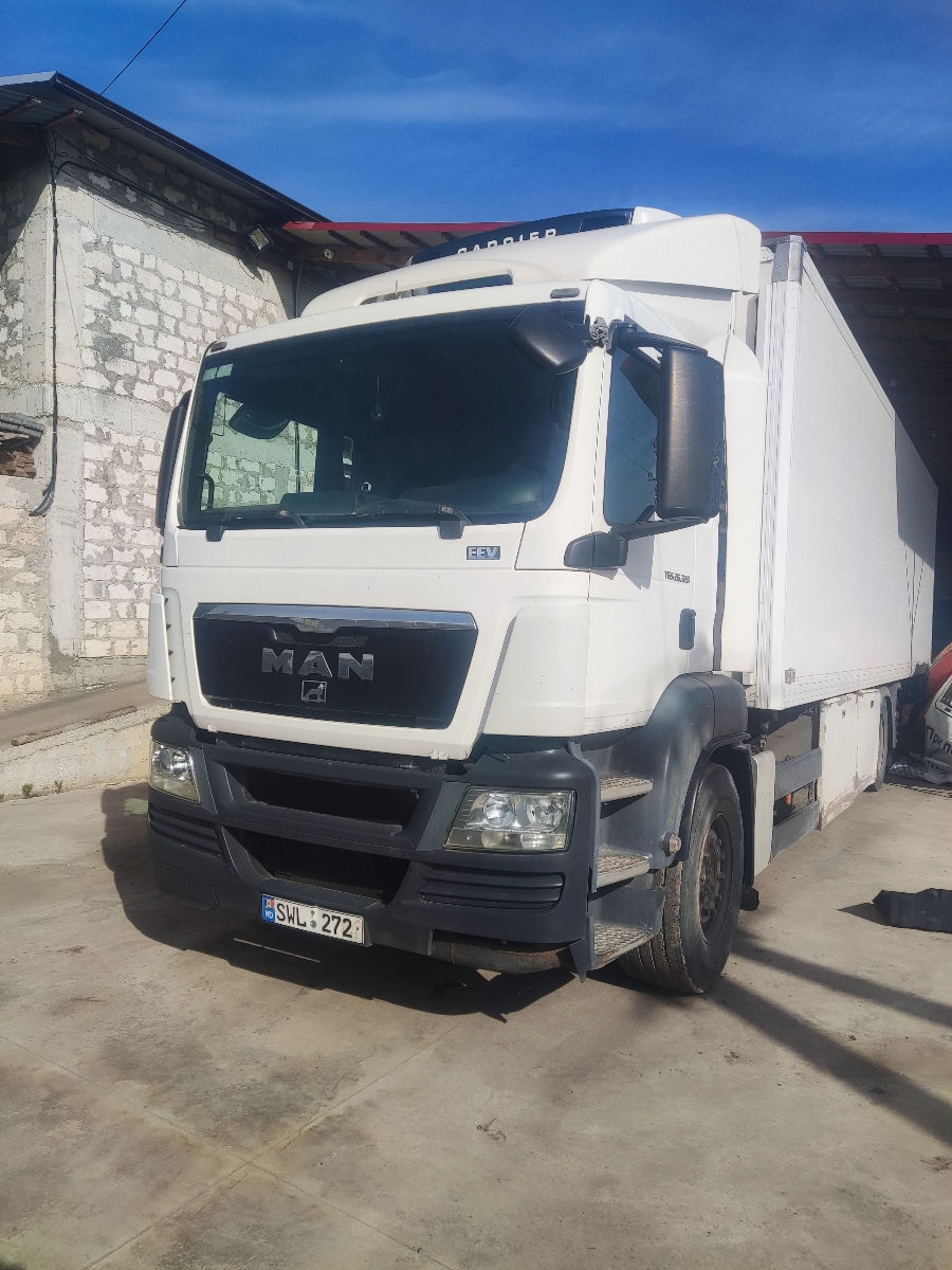 Man TGS 320 2010 г. с пробегом 400000 км, Дизель, 24000