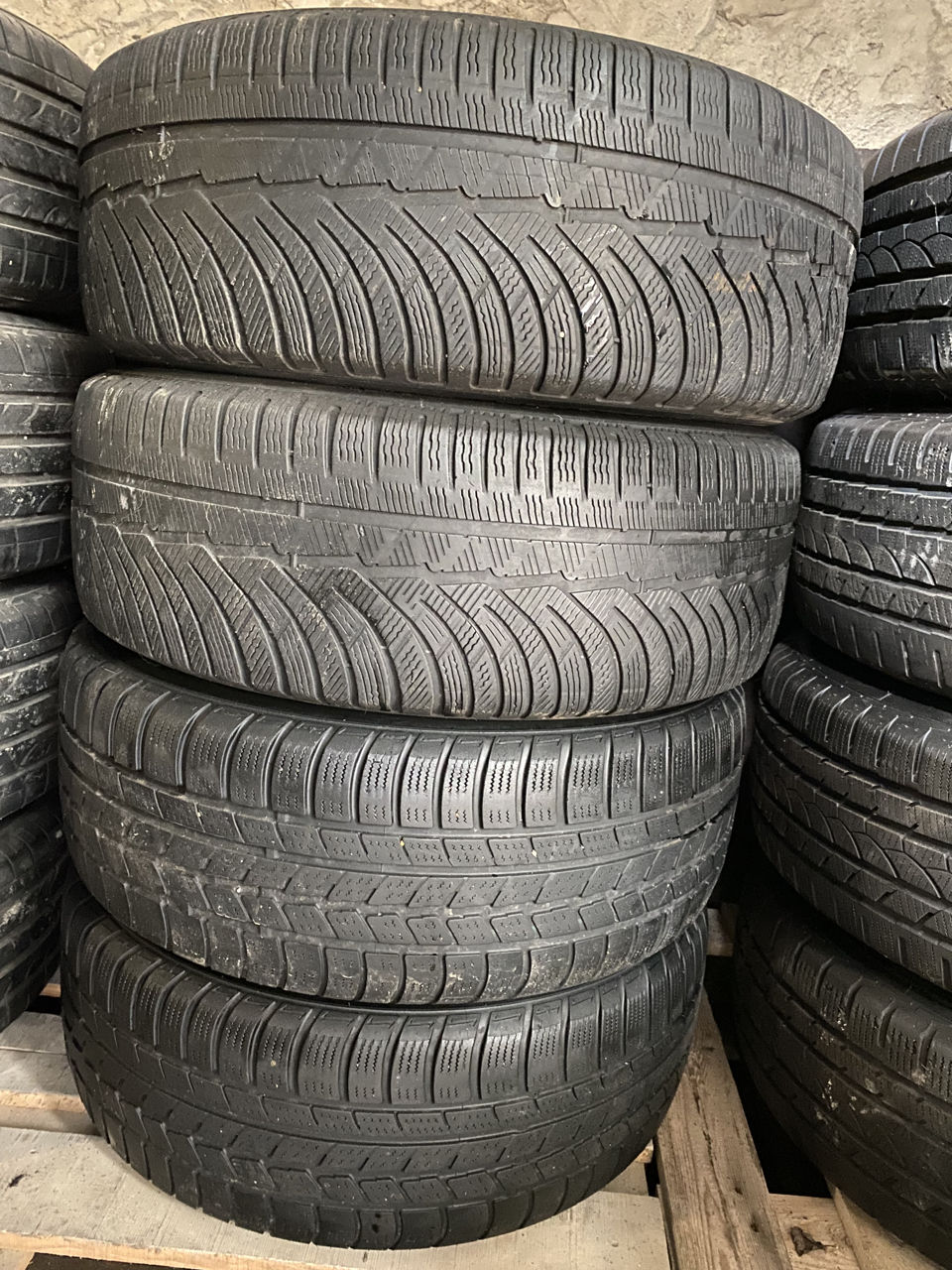 235/55/R17 - 5x112
