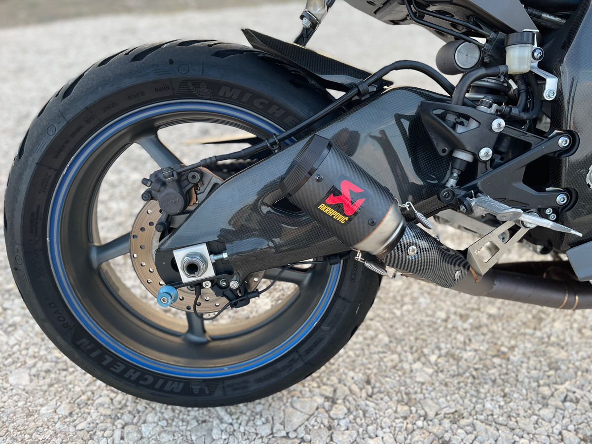 Yamaha YZF R1000 200hp rn32