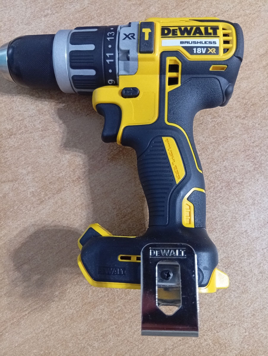DeWalt DCD 796