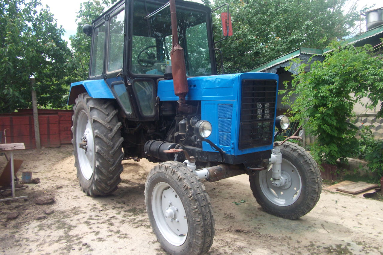 Vind MTZ 80,motorul si corobca facuta, scaturi bune, pe starter