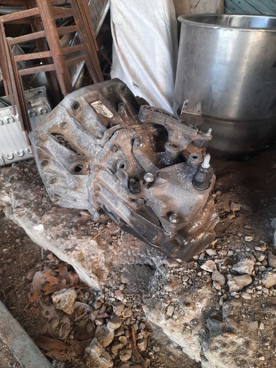 Nisan kaskai 6 trepte