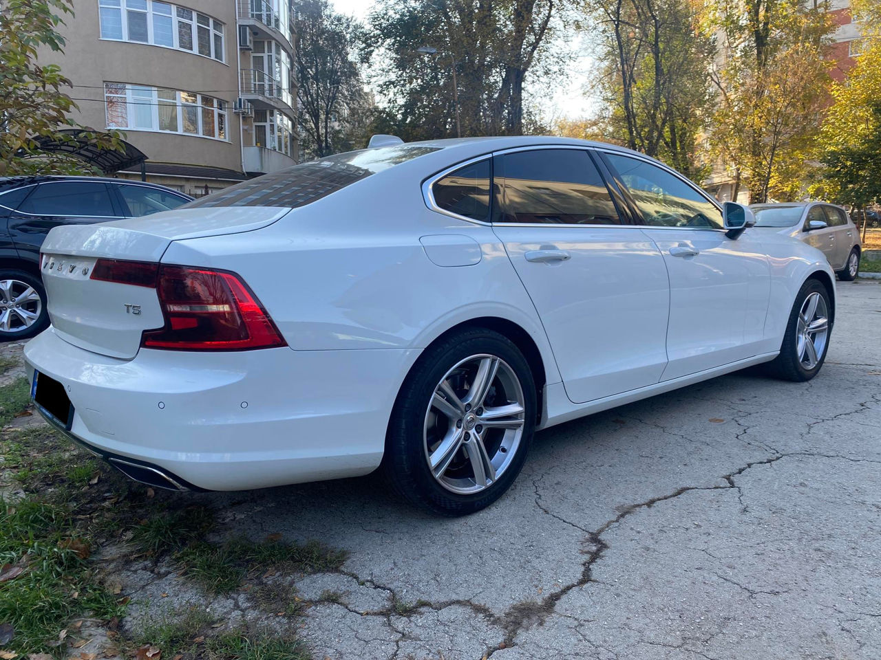 Volvo S90