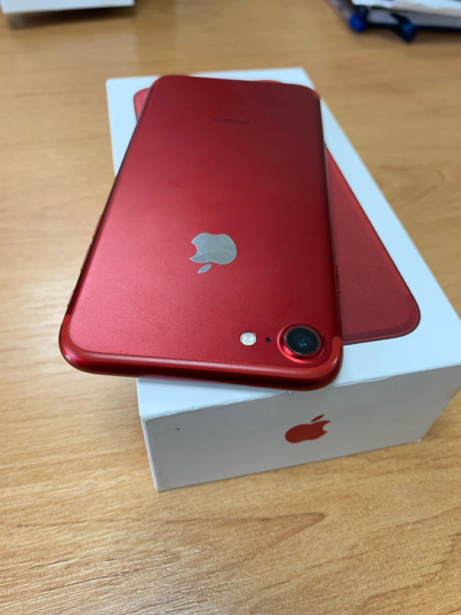 iPhone 7, Red, 128 GB