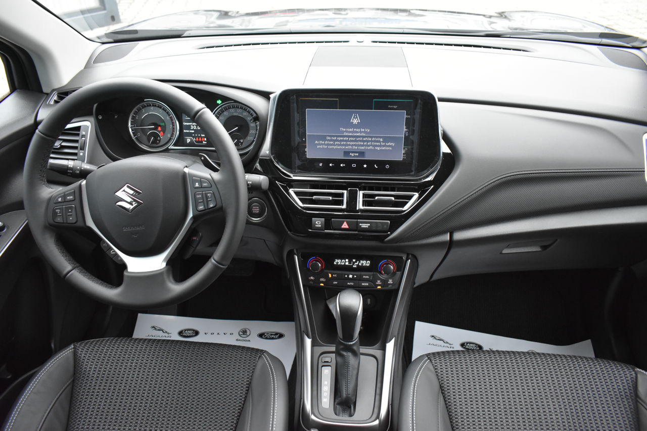 Suzuki S-Cross