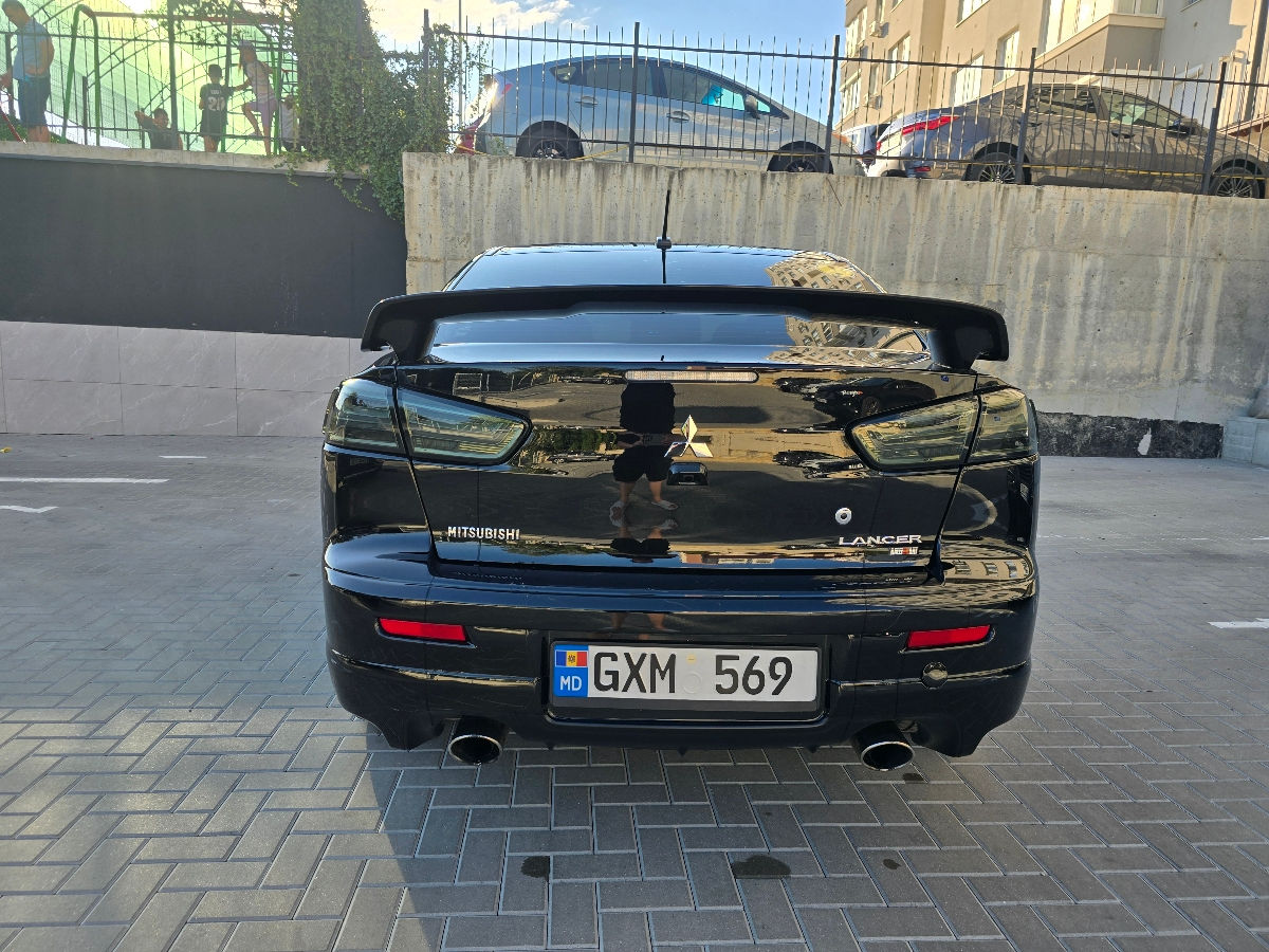 Mitsubishi Lancer an. 2015 cu rulaj 82811 mi, Benzină, 20000