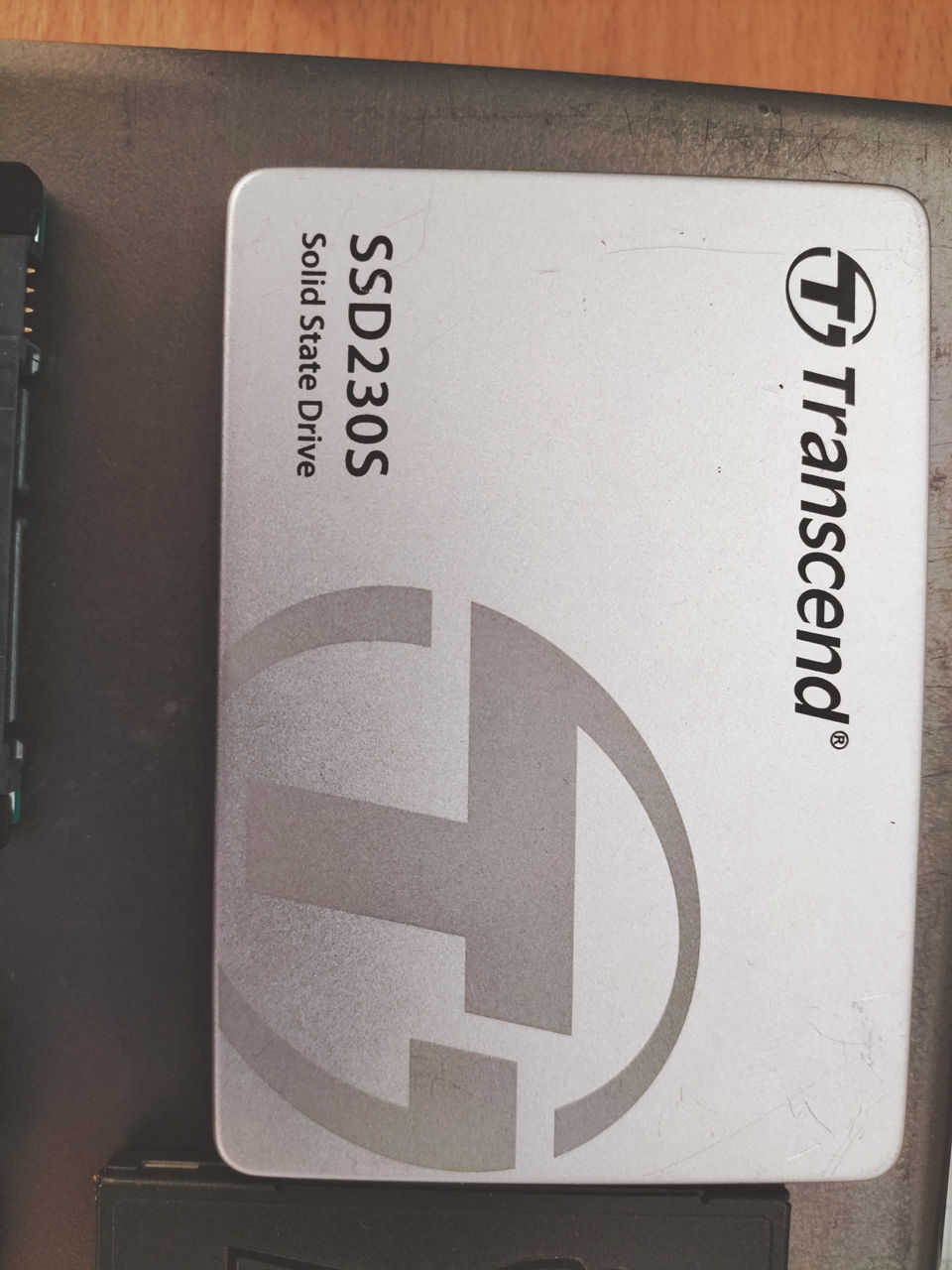 Vind SSD și HDD