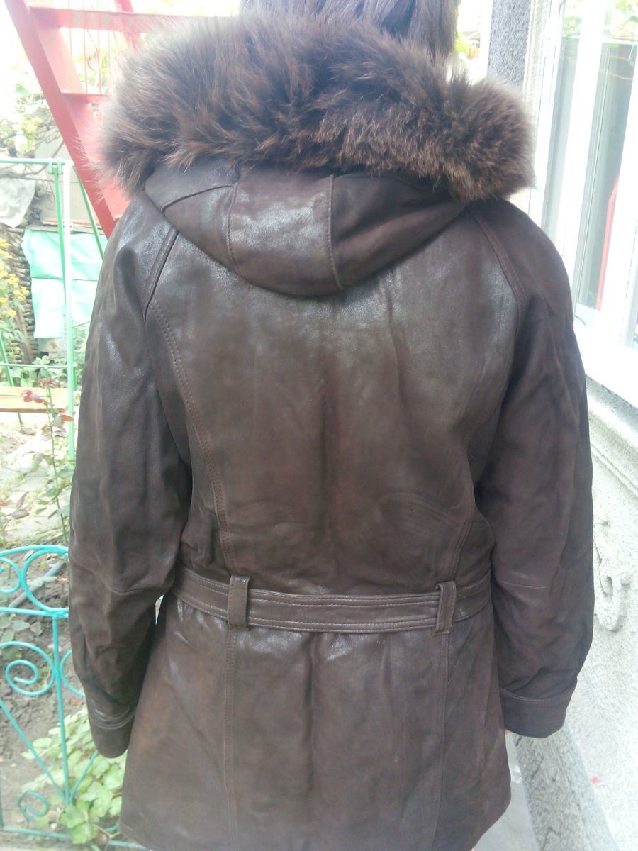 Женские вещи (куртки, платья, костюмы). Дешево!!!