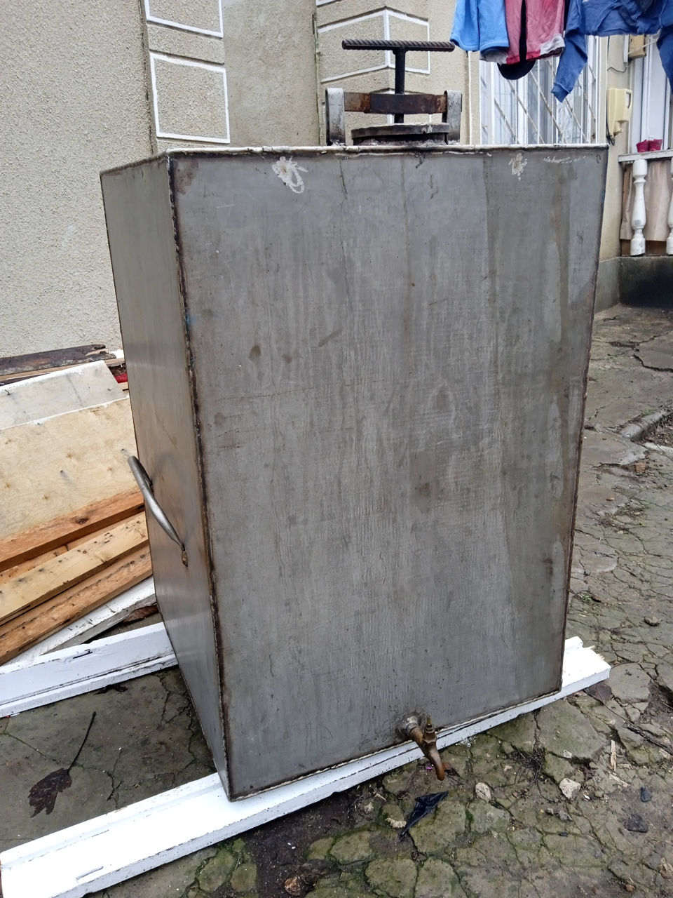 Продам бочку- нержавейку.500л