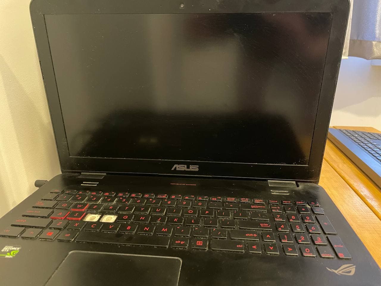 Asus Rog G551JW продам I7 4720HQ Nvidia 960M 4gb Ram ddr3 16Gb HDD 1tb ...