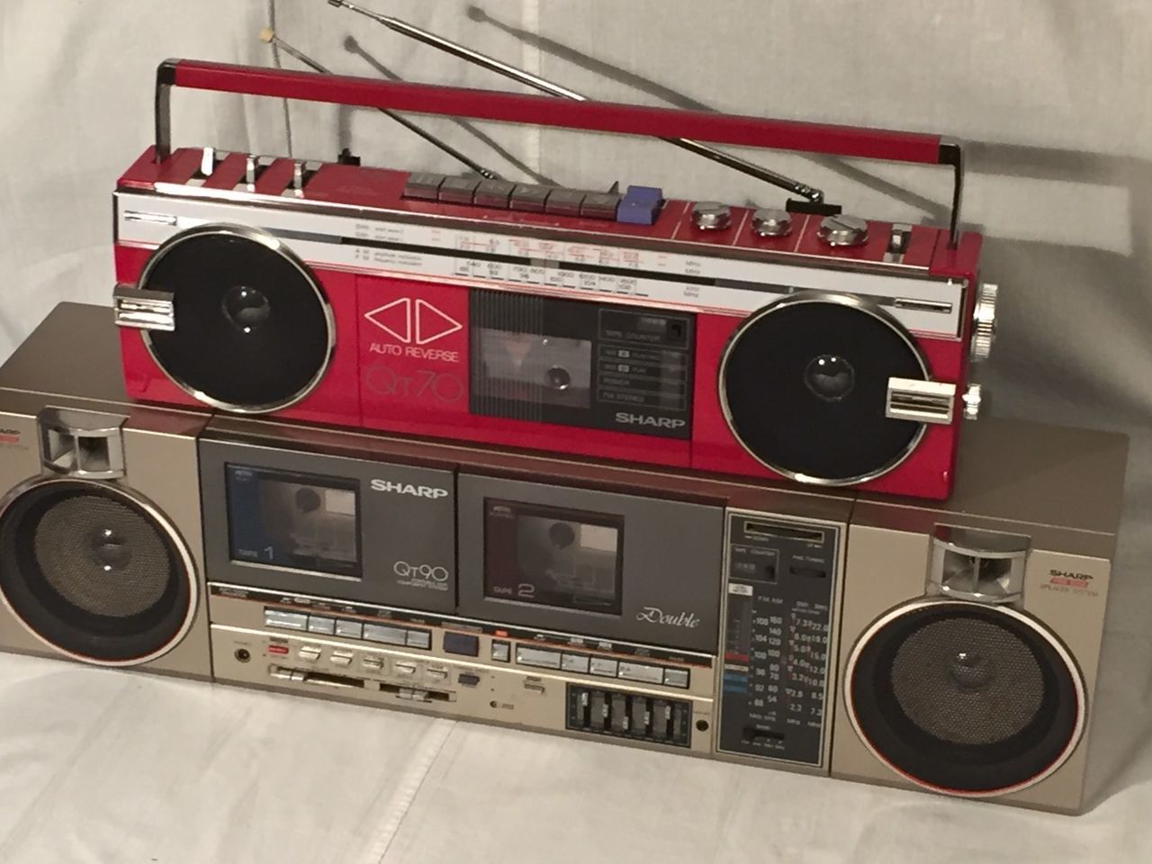 Sharp QT 70, Sharp QT 90.