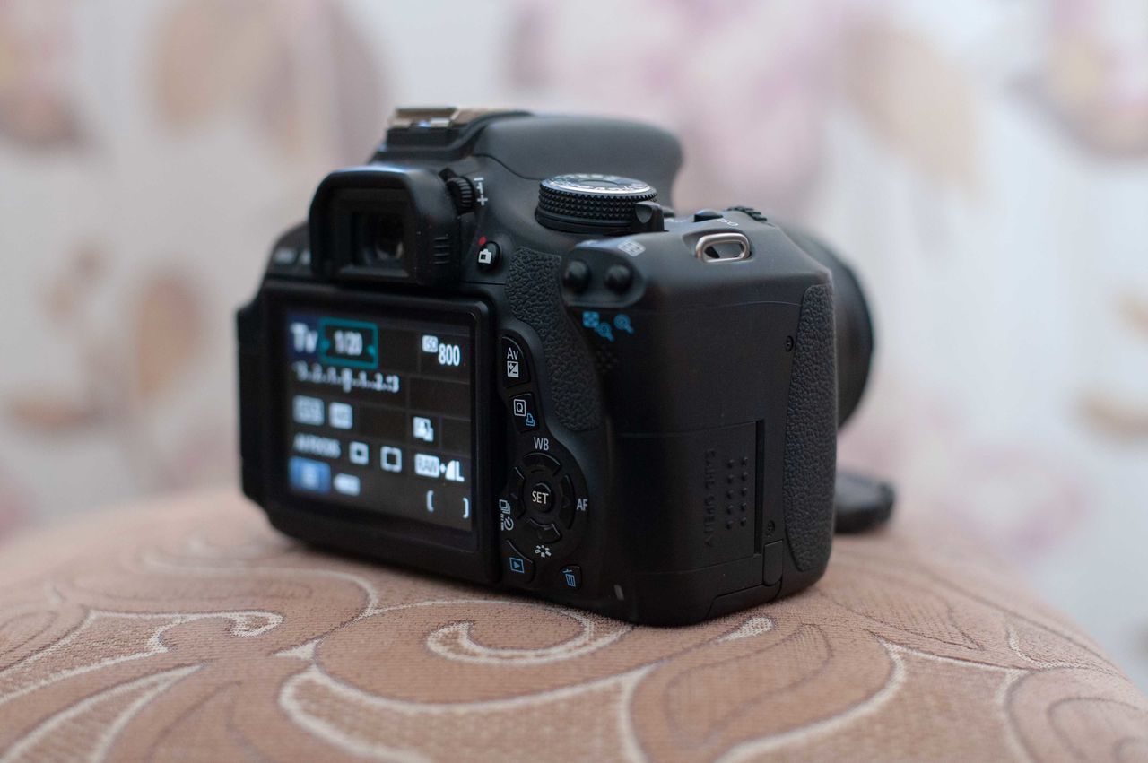 Canon 600D Kit