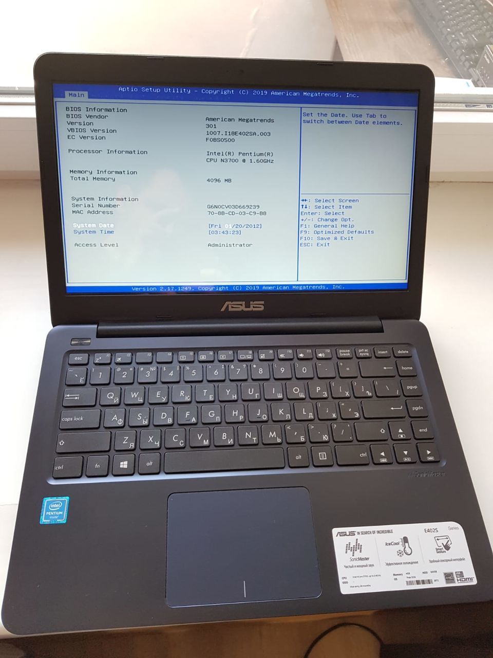 Asus E402SA (14"LED HD.Intel Quad Core 2.4Ghz.RAM 4 GB.SSD 240 GB.Video ...