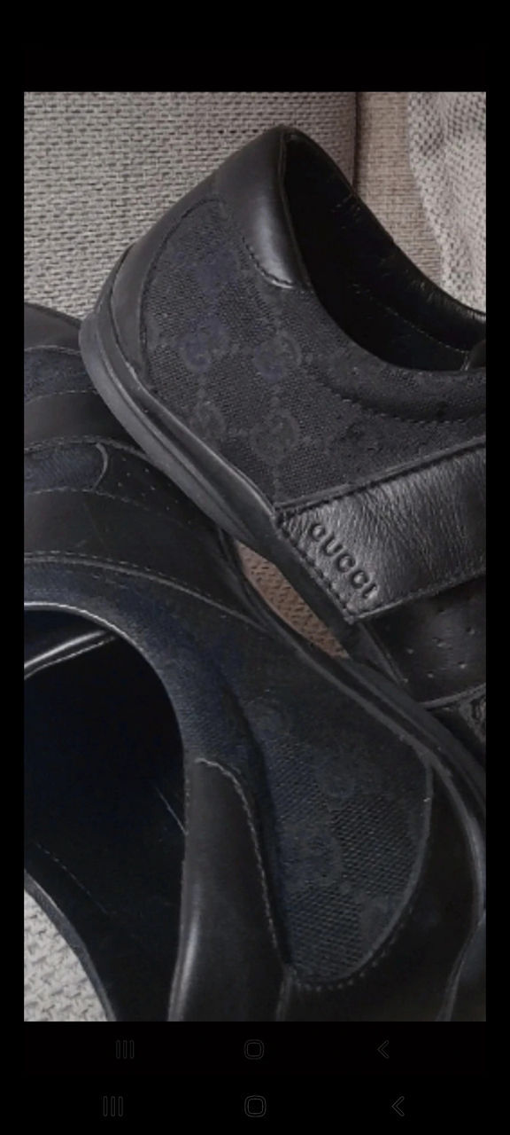 Ghete Gucci originale nr 41, pentru barbati. Cumparate in Italia