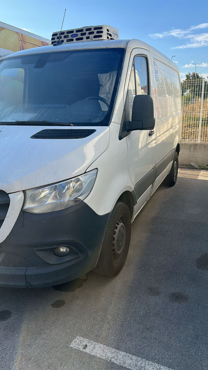 Mercedes Sprinter 2022 an. 2022 cu rulaj, Diesel, 12999