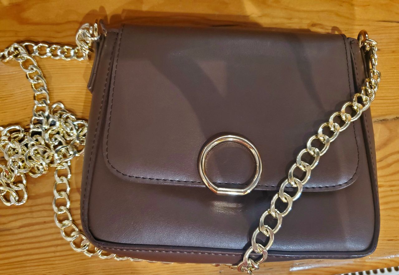 Gentuta cafeniu-inchis stare perfecta + cadou!