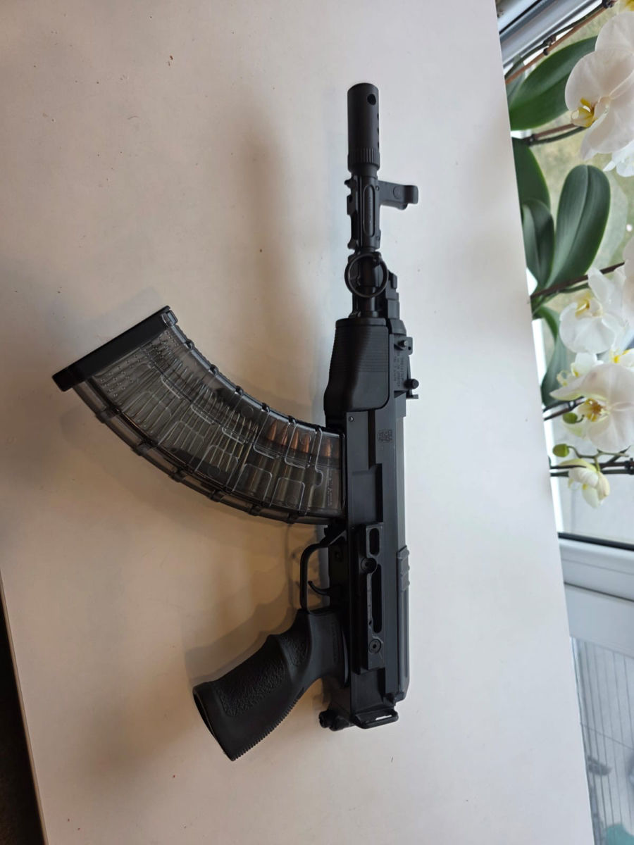 CSA CZ 58 compact cal 7-62*39 arma este noua