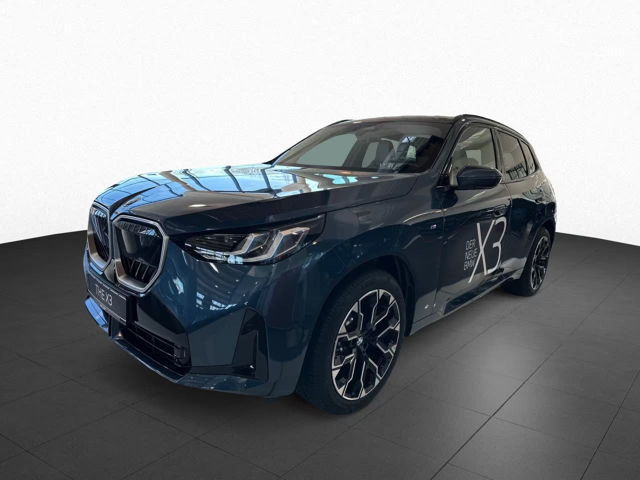 BMW X3 2025 г. с пробегом 11175 км, Плагин-гибрид (бензин), 53000
