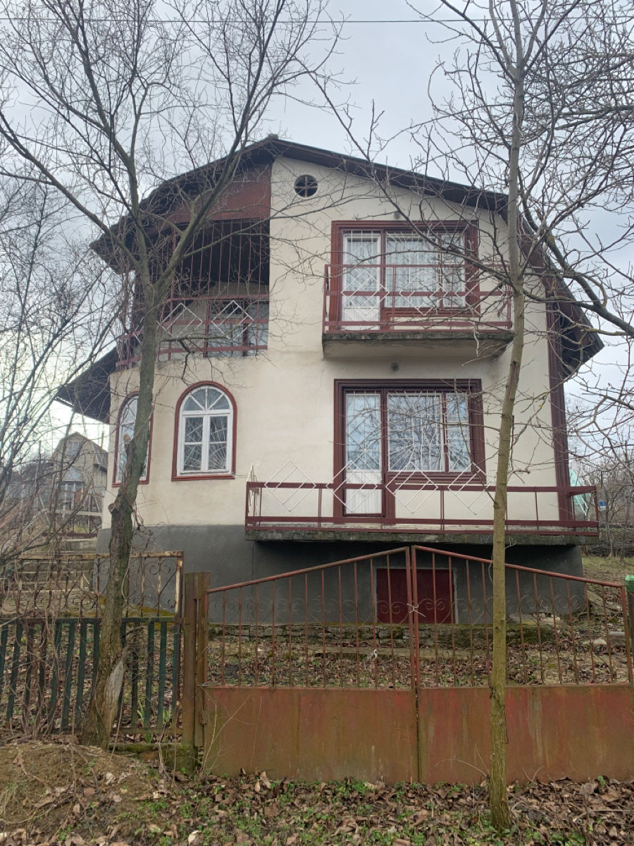 Casa 2 nivele langa or. soroca