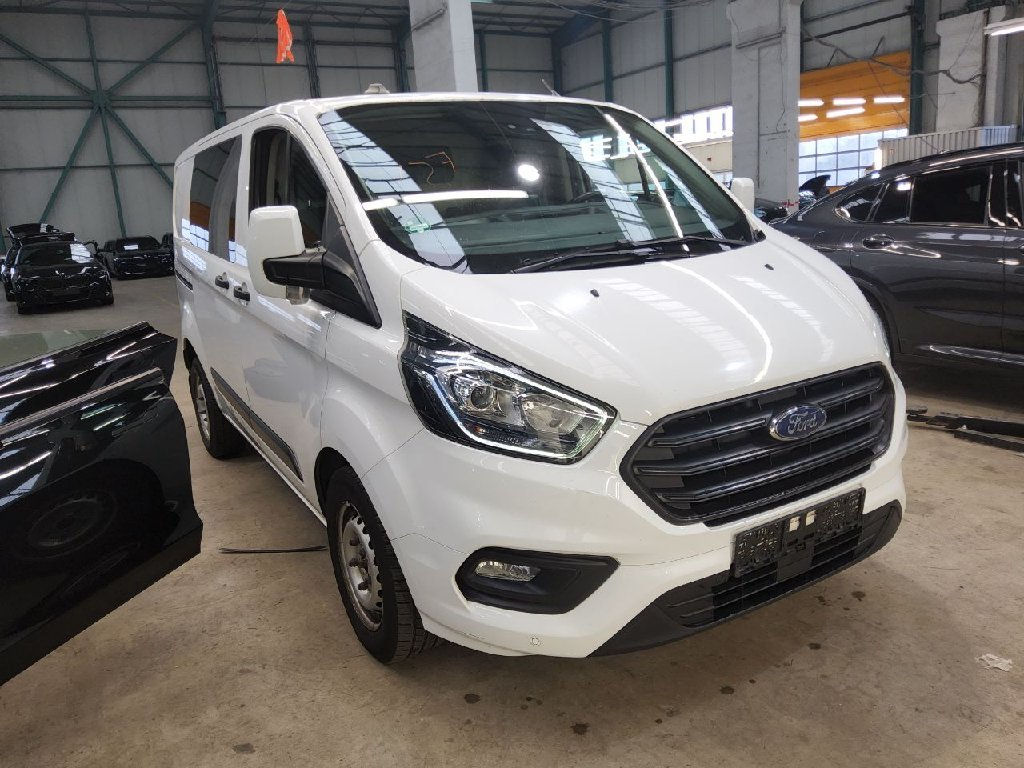 Ford Transit Custom 2020 г. с пробегом 191000 км, Дизель, 8199