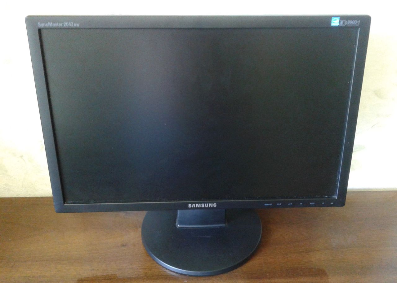 Samsung SyncMaster 20"