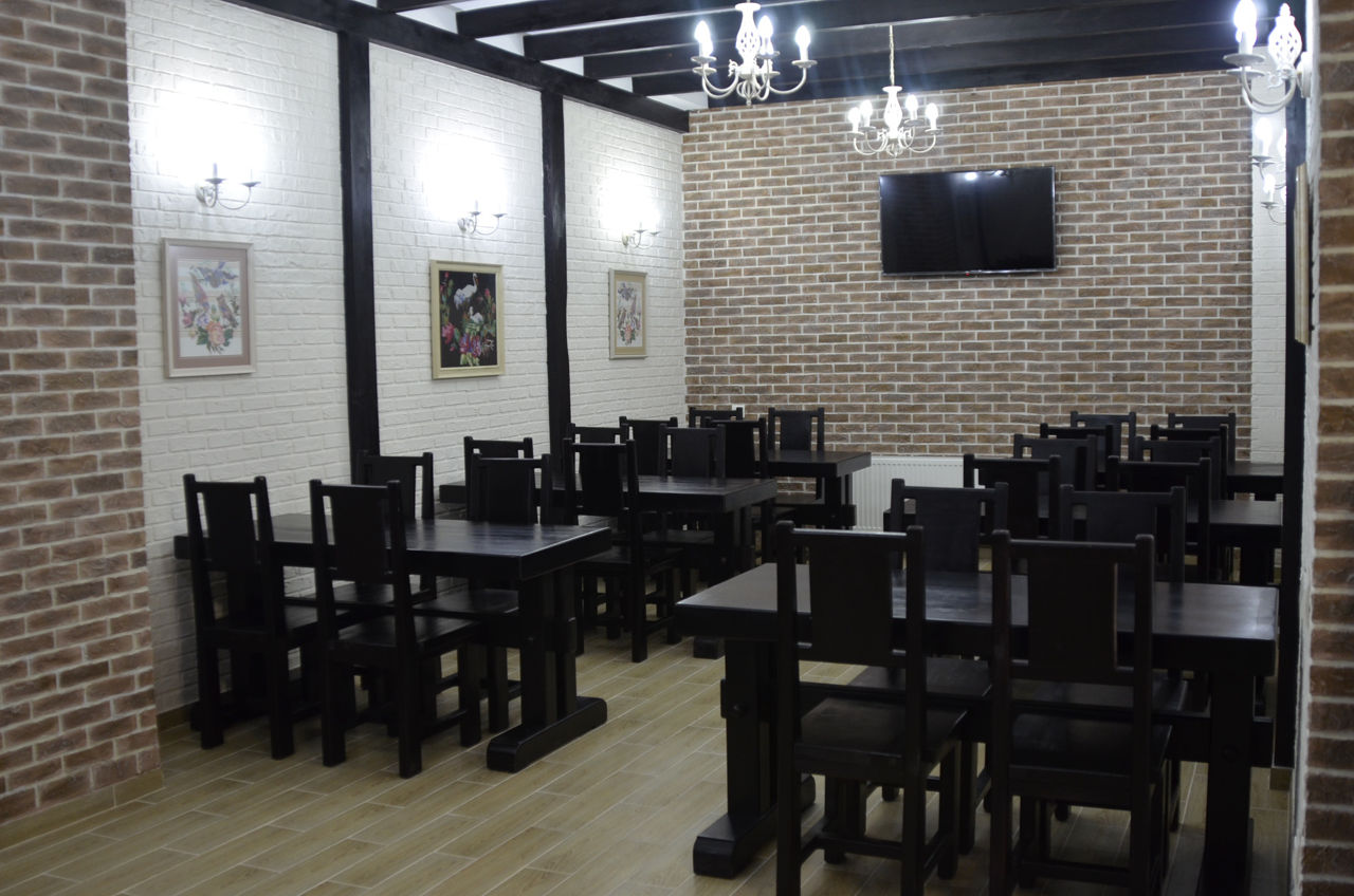 Vînd afacere activa tot cu firma/chirie, pensiune si restaurant amplasată în Codrii Moldovei!