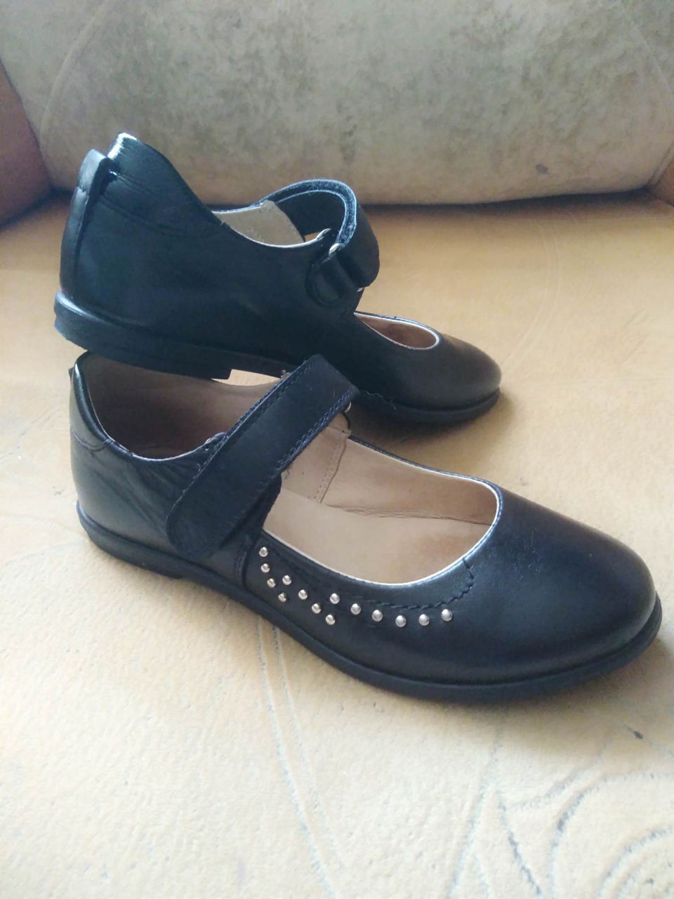 Pantofi marime 33