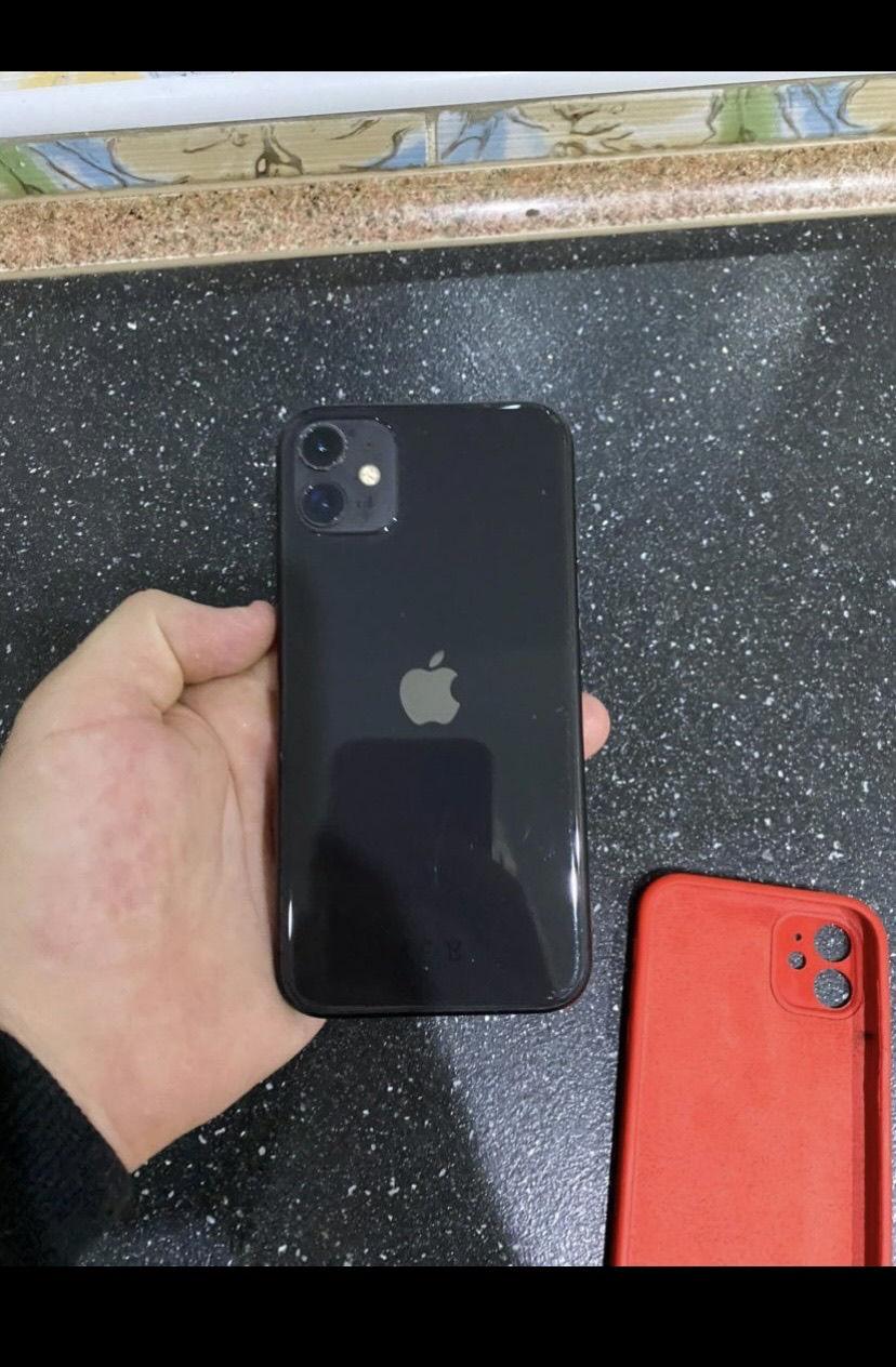 Vand Iphone 11 64 GB Black