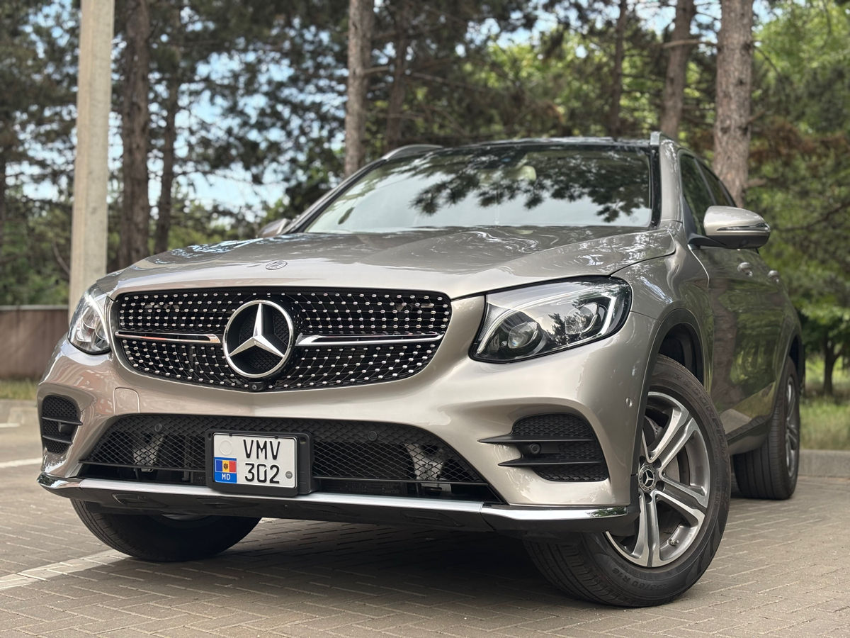 Mercedes GLC an. 2019 cu rulaj 97700 km, Benzină, 30000