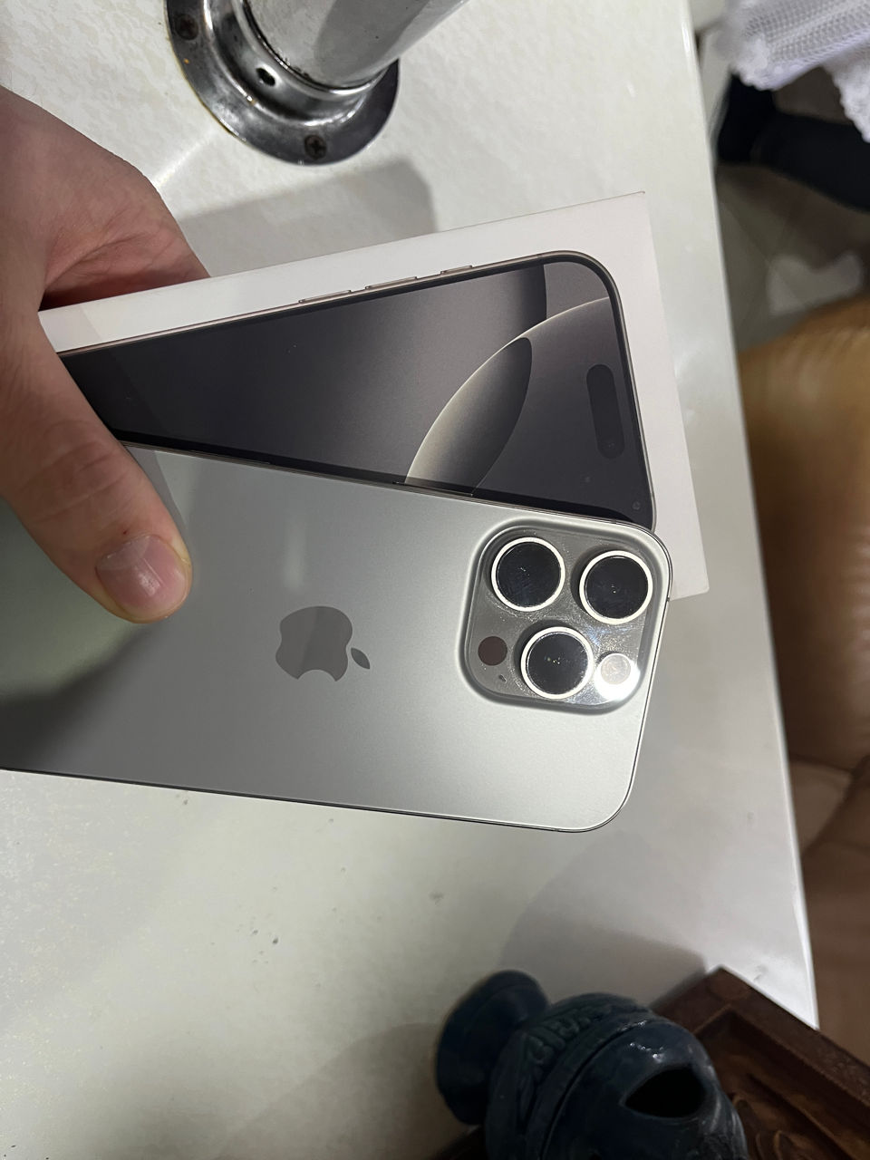 Se vinde iPhone 16 pro