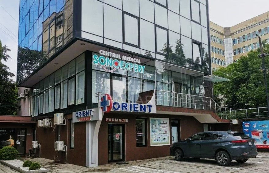 Chirie spatiu comercial / oficiu la prima linie, Socoleni