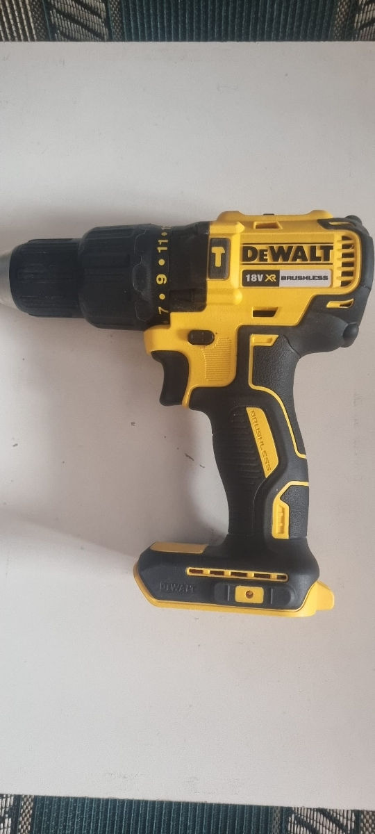 Шуруповерт dewalt dcd 778