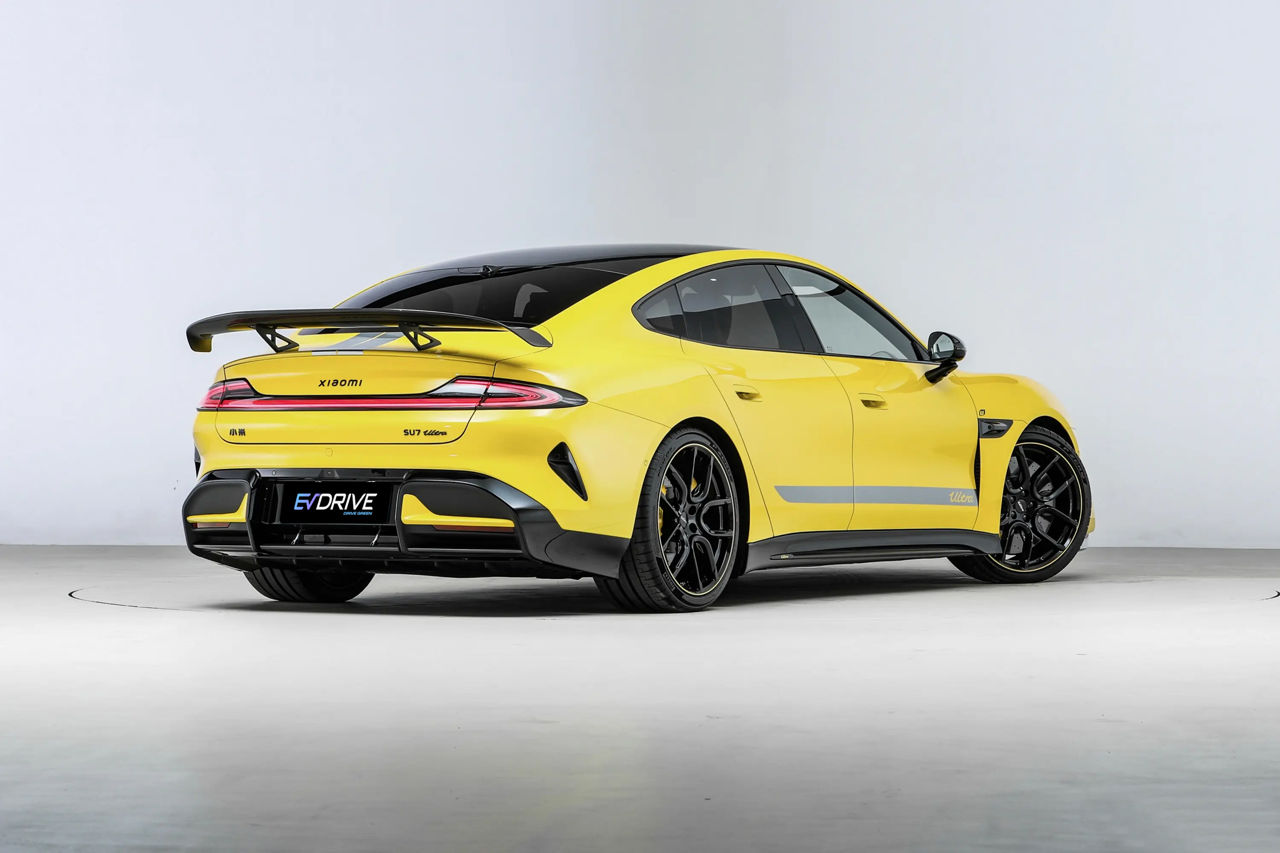 Xiaomi SU7 an. 2025 cu rulaj 1 km, Electricitate, 83350