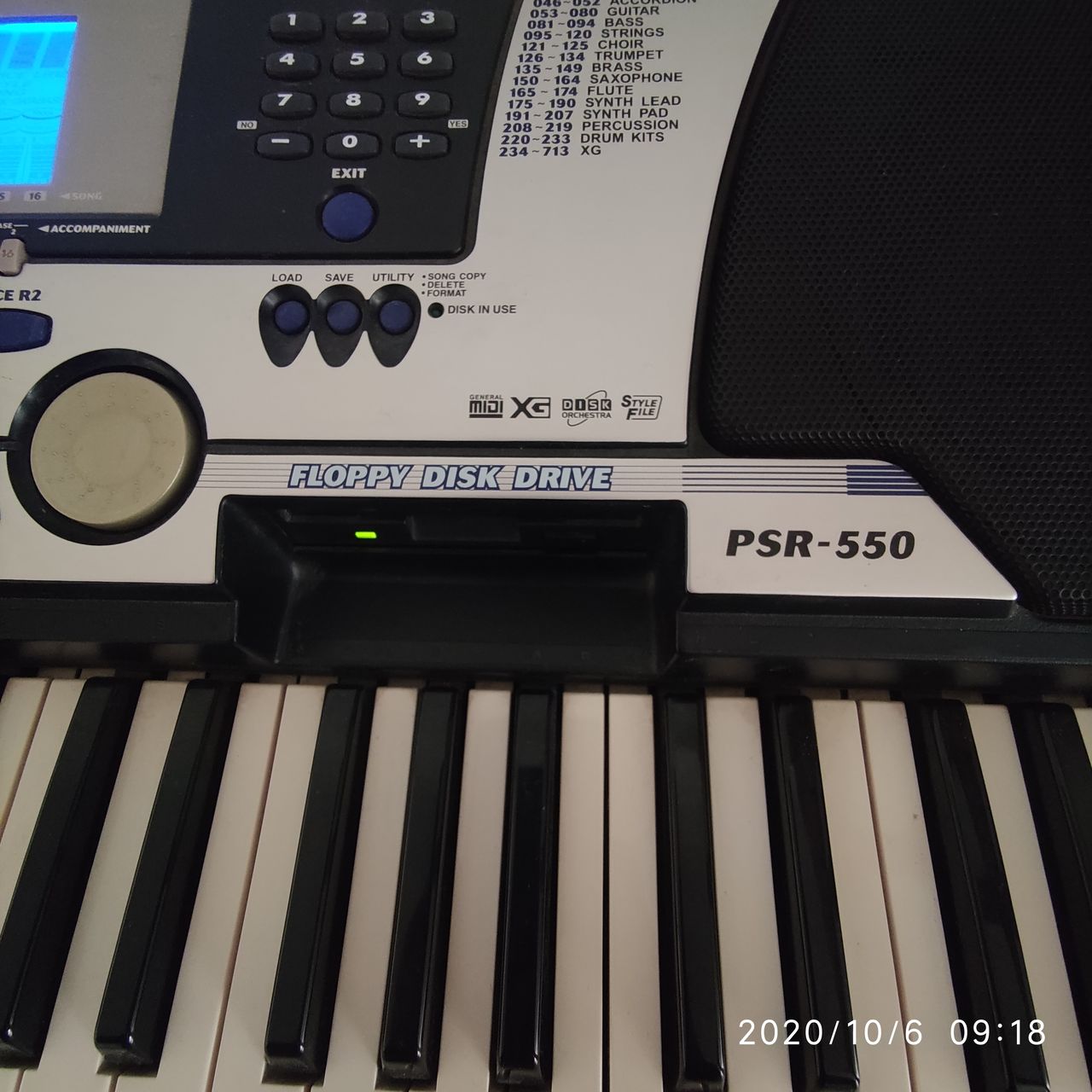 Yamaha PSR-550
