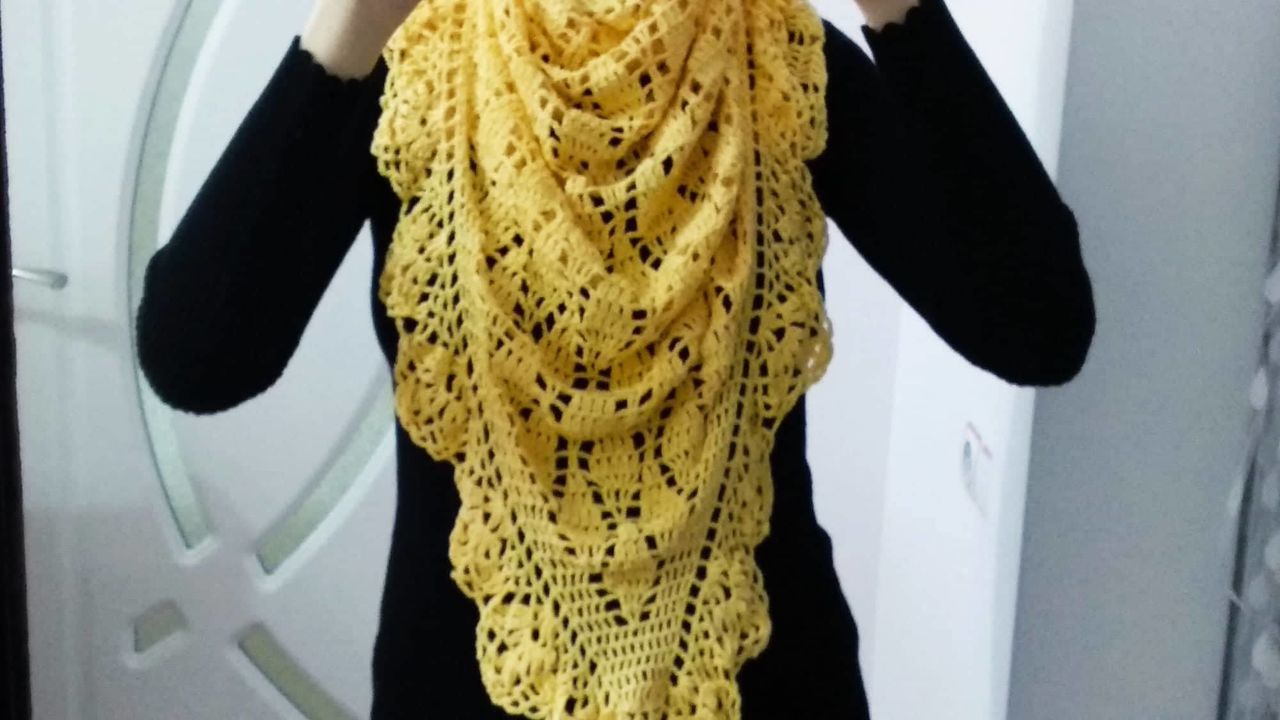 Fular crosetat perfect pentru toamna-iarna ...