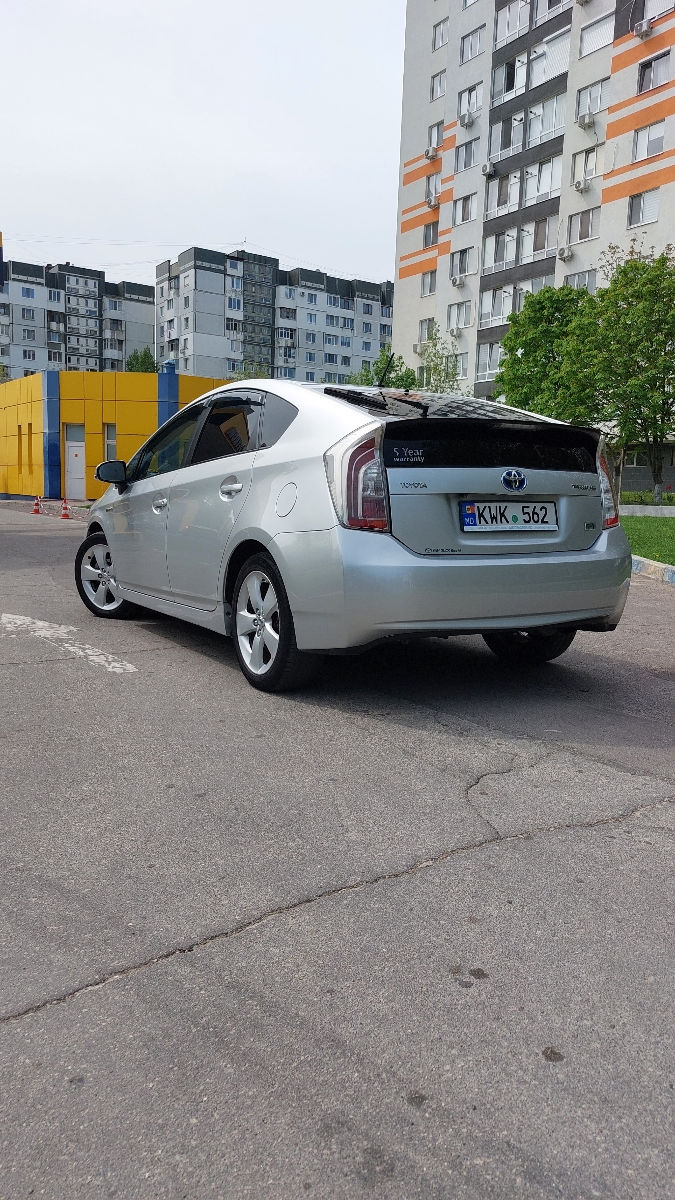 Toyota Prius an. 2012 cu rulaj 272846 km, Hybrid, 9499