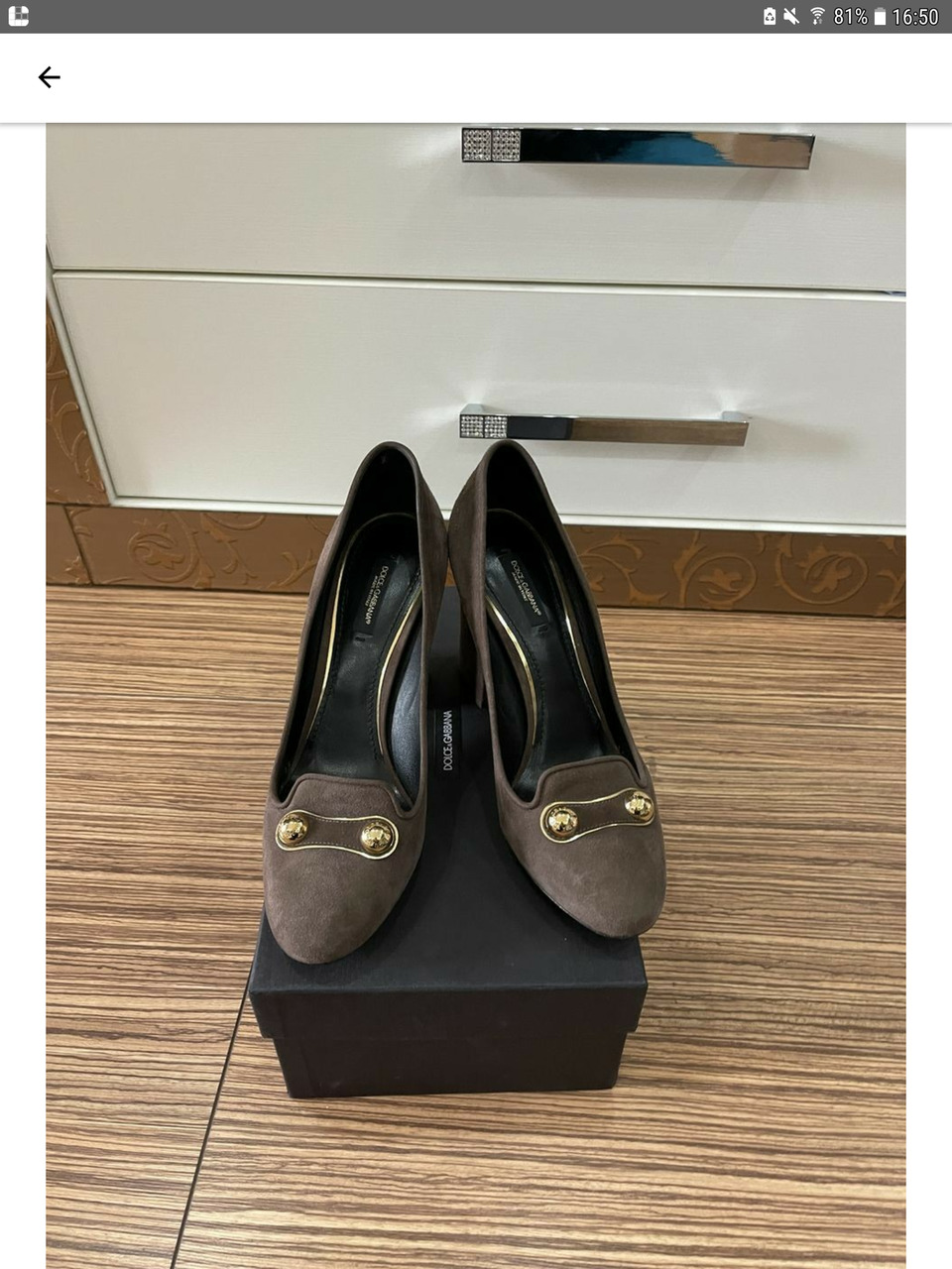 Jimmy Choo. Dolce&Gabanna.Gucci.