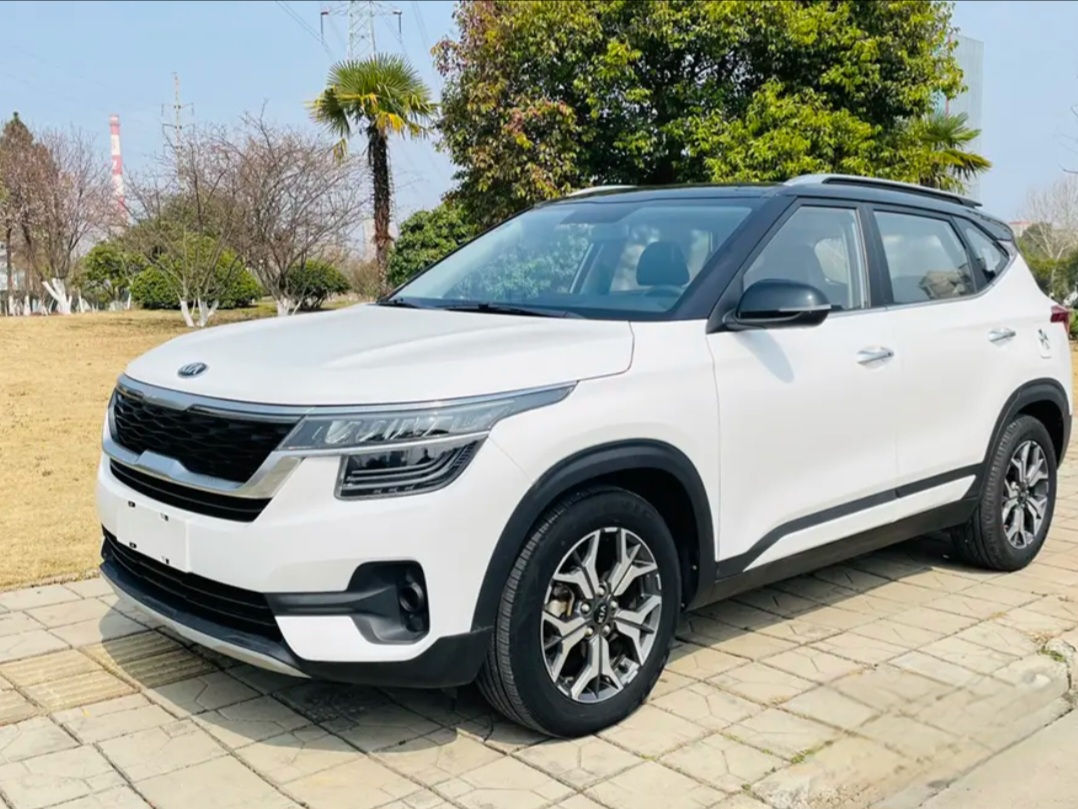 KIA KX3 an. 2020 cu rulaj 35000 km, Benzină, 15100