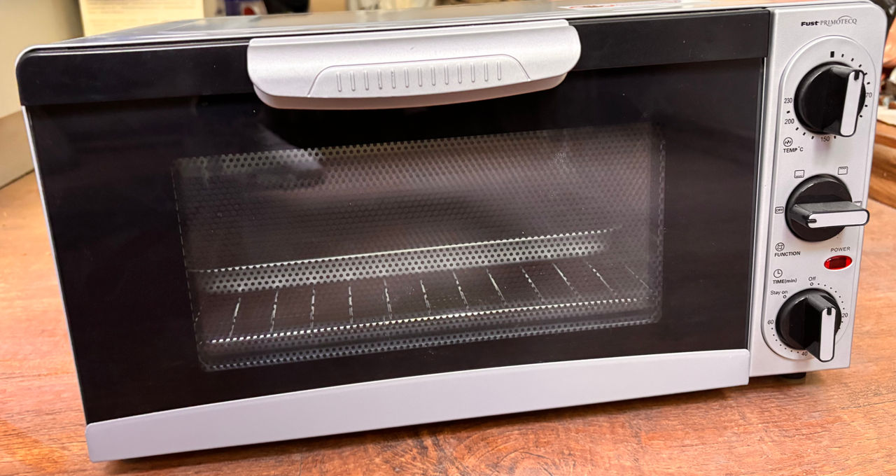 Мини-духовка от Fust Primotecq.