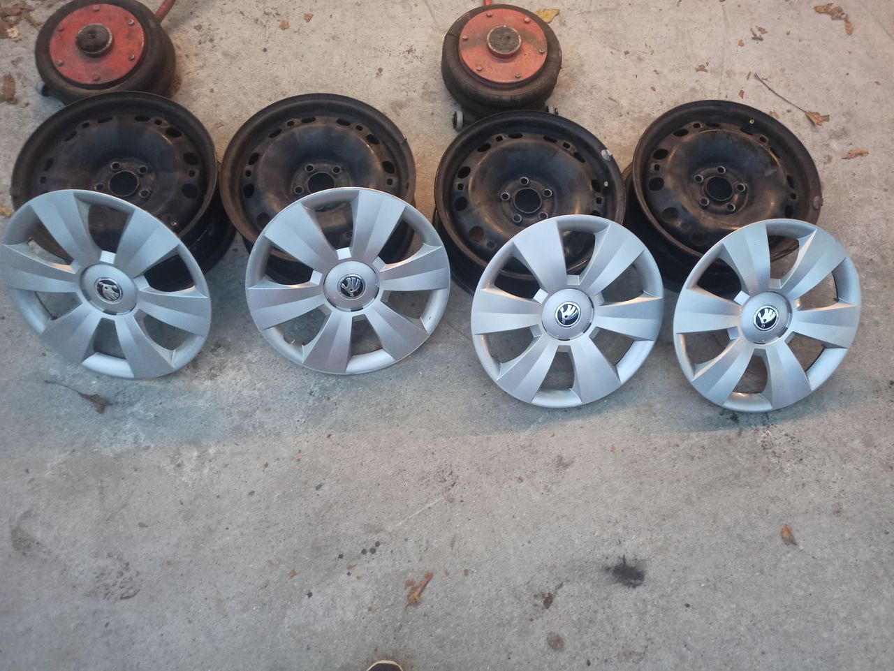 Discuri+Capace R15 5x100 Skoda Rapid Fabia Golf 4