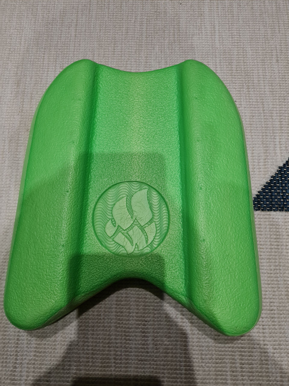 Vând pluta profesionala pentru inot stare ideala