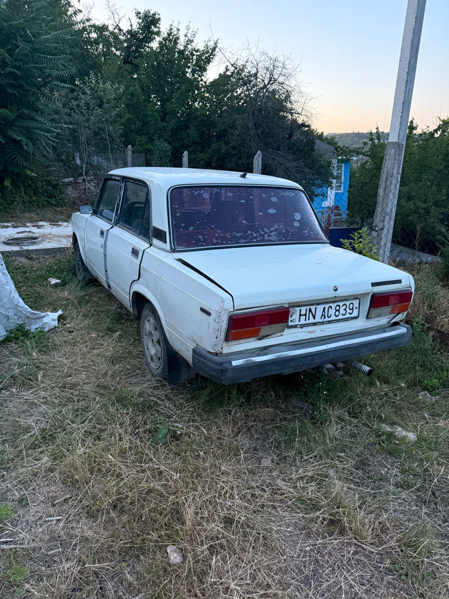 Lada / ВАЗ 2107 1995 г. с пробегом 11111 км, Бензин, 7000 MDL