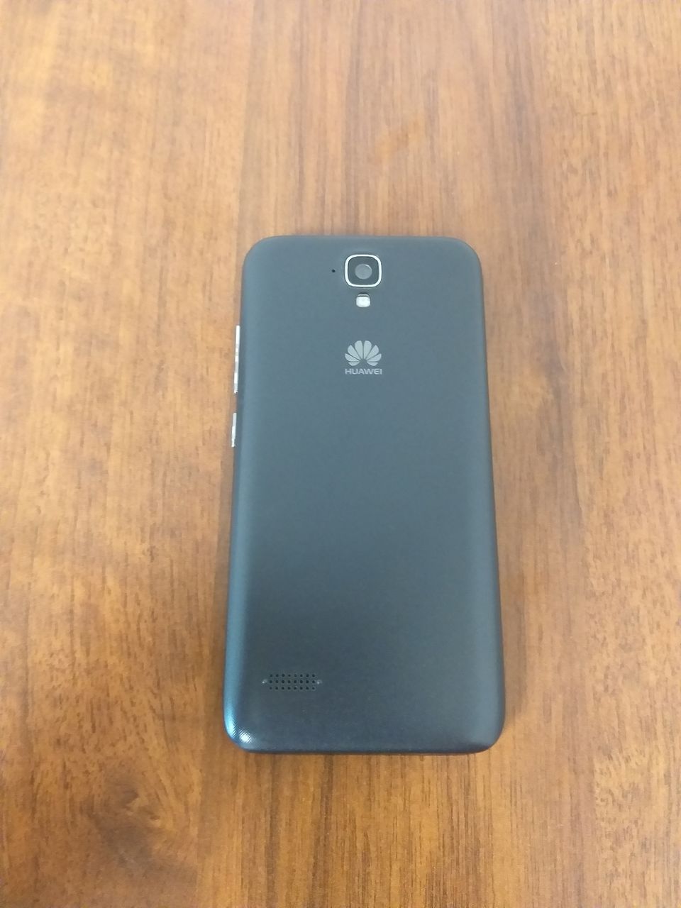 Huawei Y560-L01